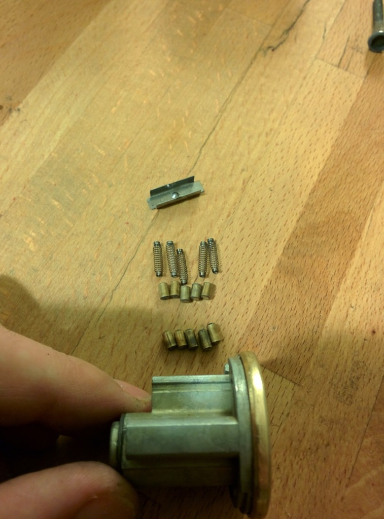 Lock Picking 101: Build a Set of Progressive Locks - Make:
