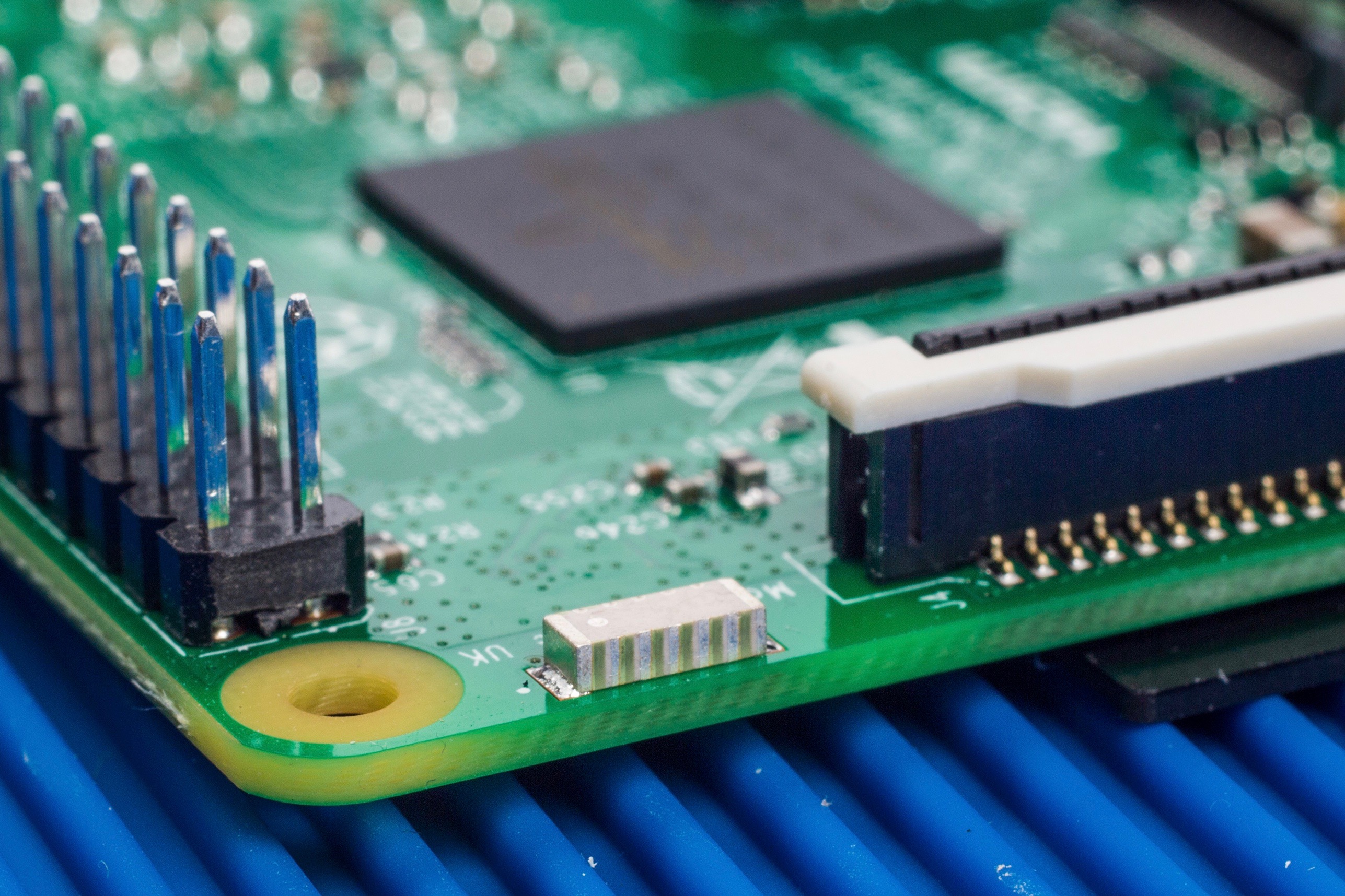 The New Raspberry Pi 3 — With Wi-Fi and Bluetooth | Make: