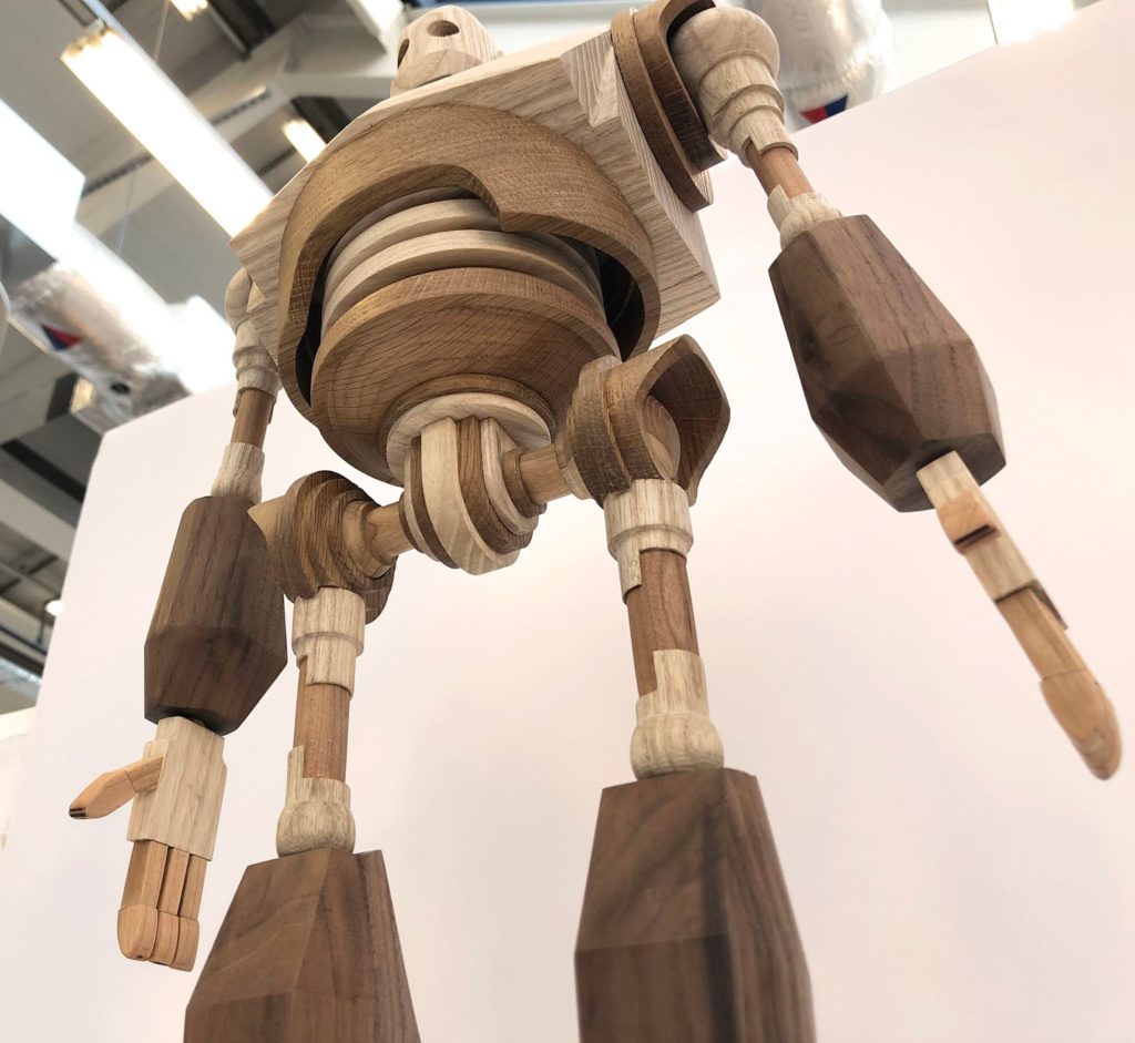 She Set Out To Make A Wooden Iron Giant And Her Result Is Gorgeous - Make: