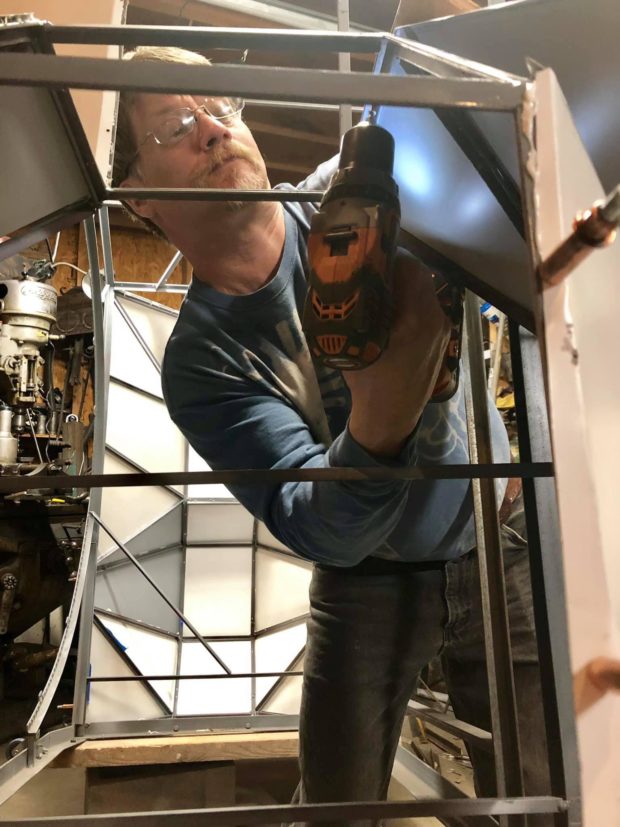 Barry Nobles and His Backyard Lunar Lander - Make: