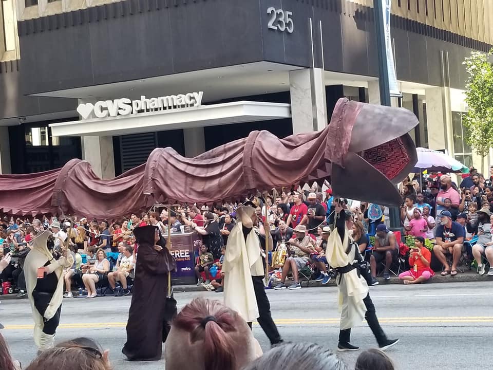 Meet Leto, a 45' Shai-Hulud Sandworm Cosplay - Make: